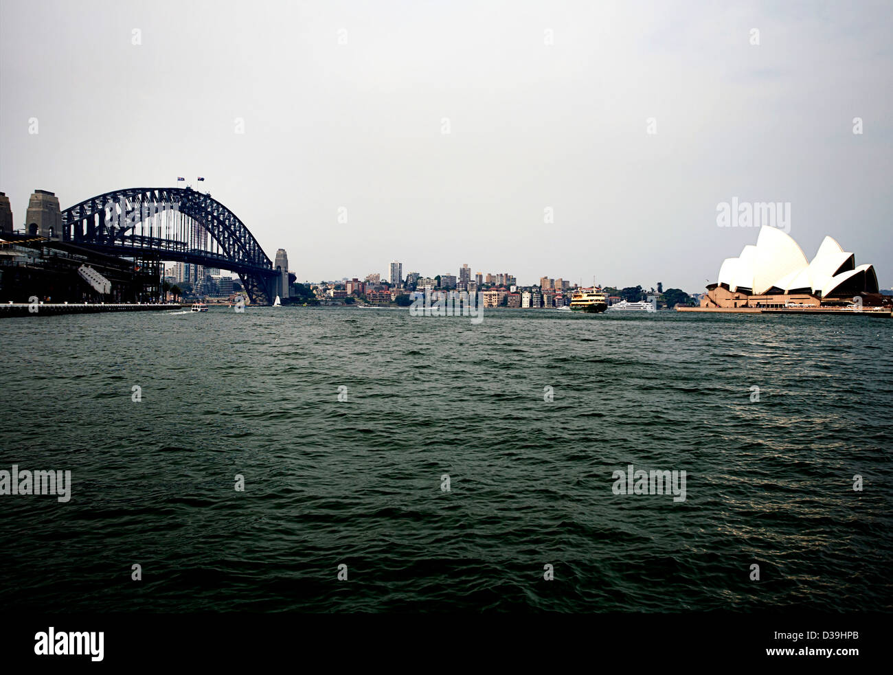 Sydney Harbor Bridge and the Sydney Opera House Stock Photo - Alamy
