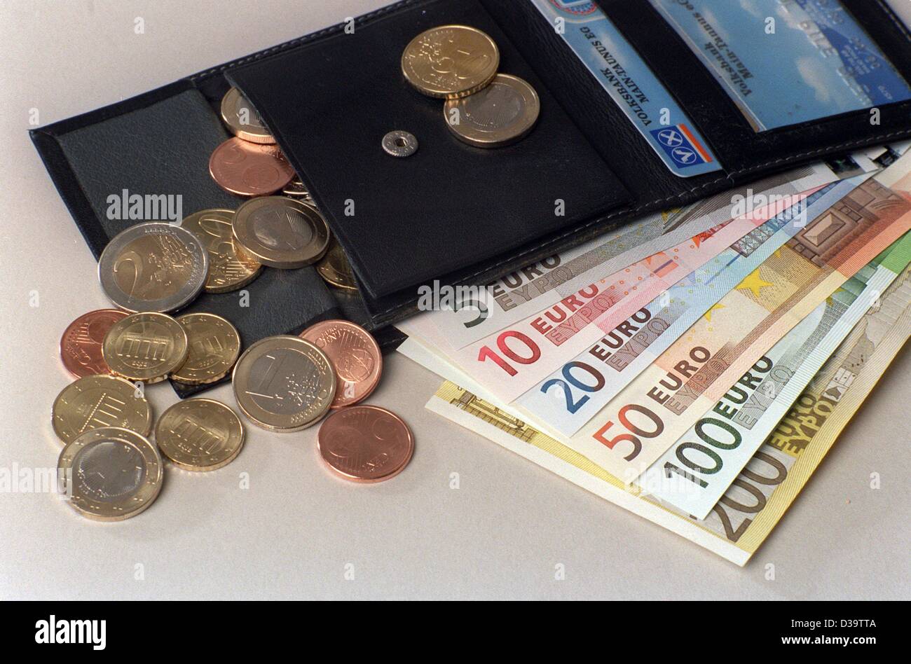 2001 coins hi-res stock photography and images - Alamy