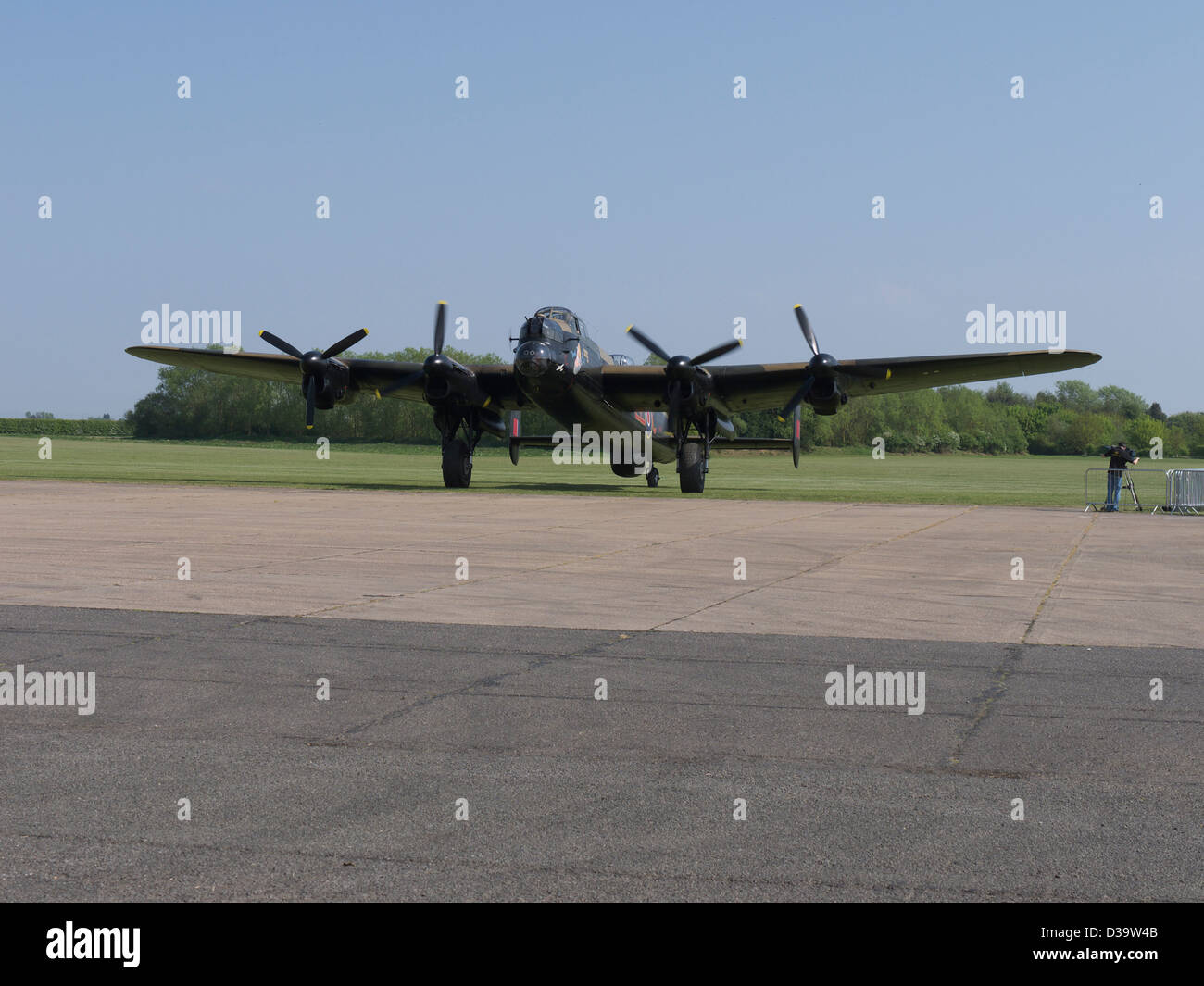 Just Jane a world war two Lancaster bomber taxying at East Kirkby ...