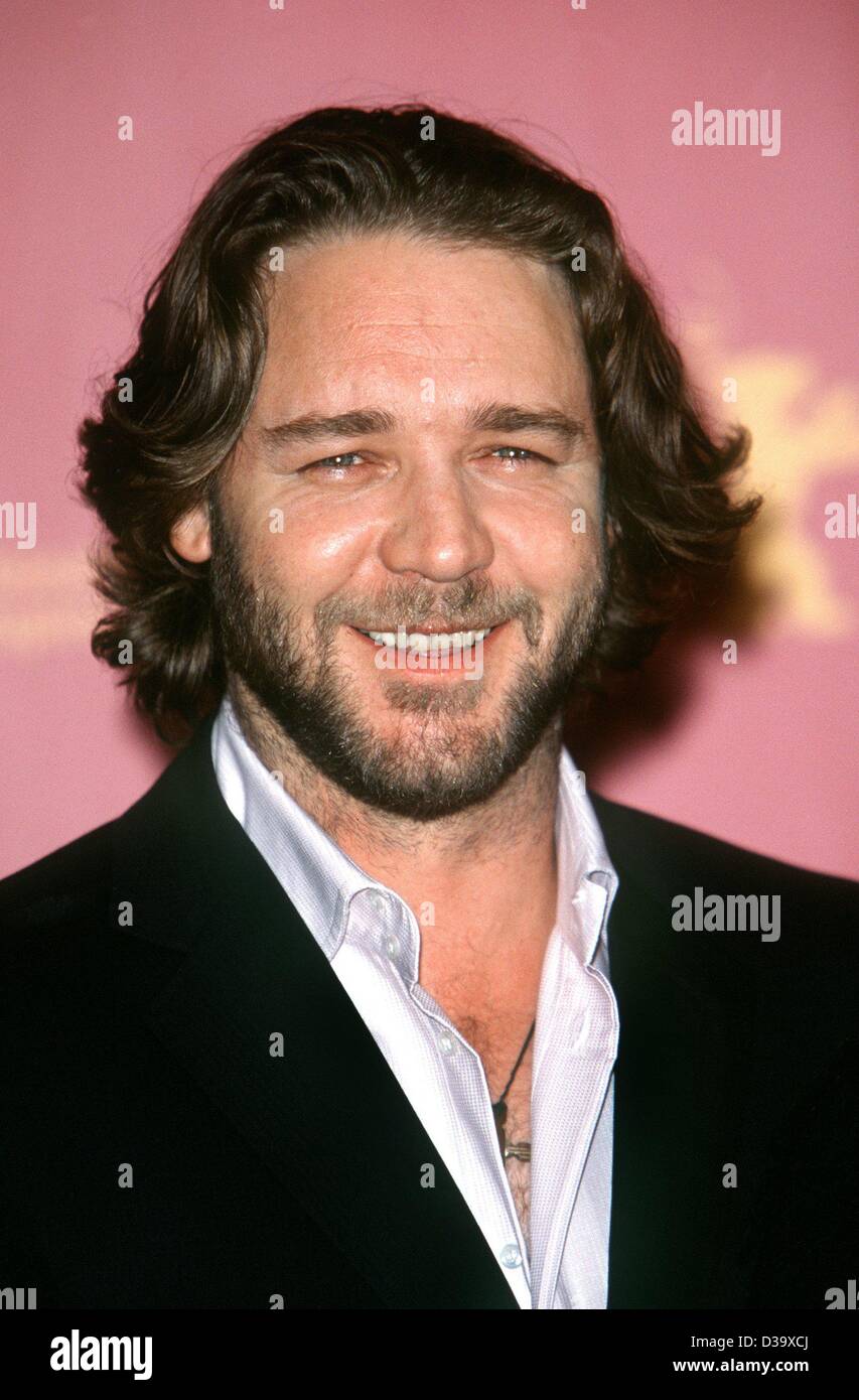 New zealand actor russell crowe hi-res stock photography and images - Alamy