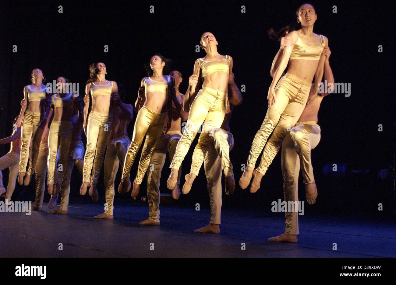 Arts culture entertainment ace dance dancer scene stage action germany ...
