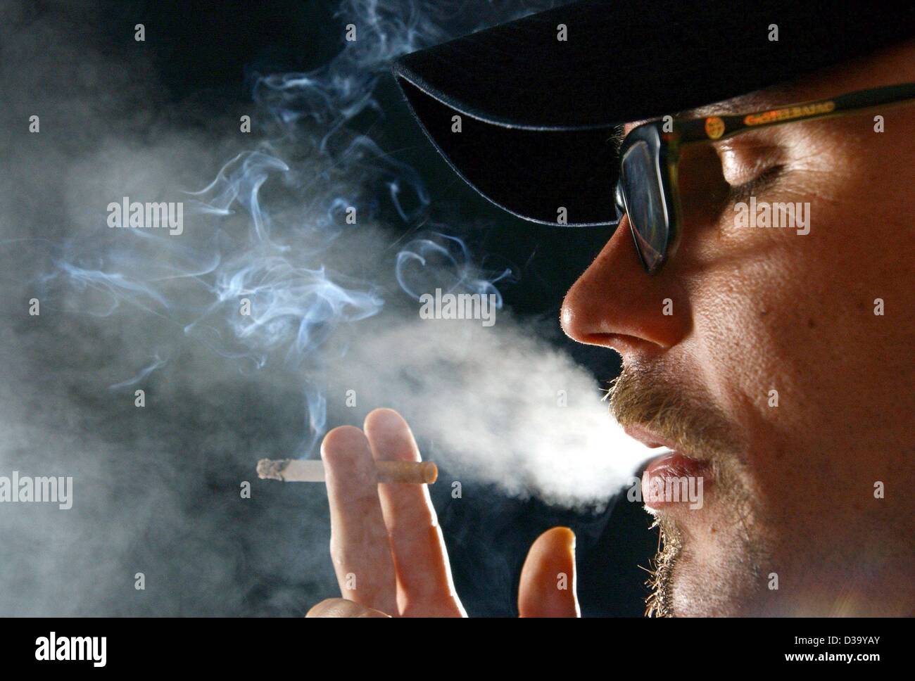 Pictured here as young hi-res stock photography and images - Alamy