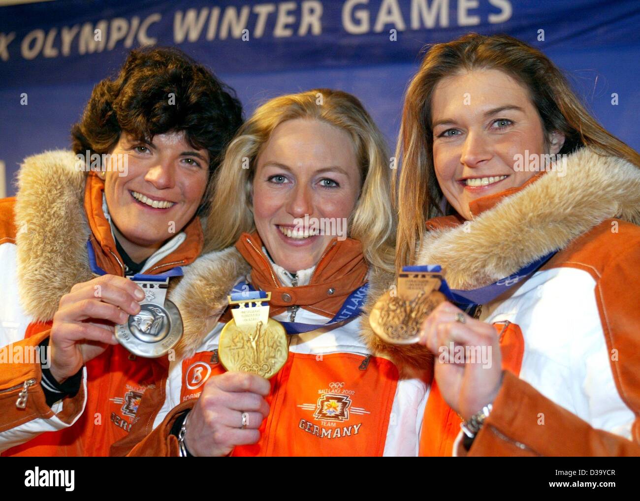 (dpa) XIX - Winter Olympic Games: The three German luge singles ...