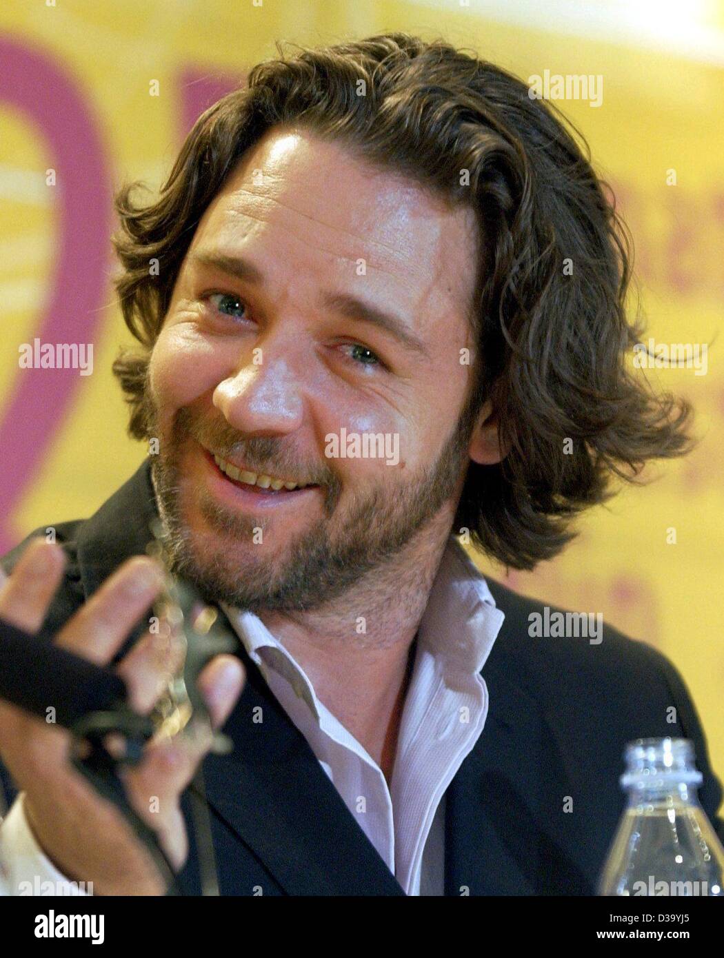 Actor Russell Crowe From New High Resolution Stock Photography and ...