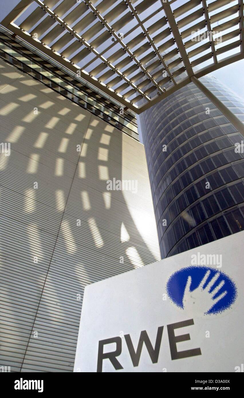 Rwe business logo hi-res stock photography and images - Alamy