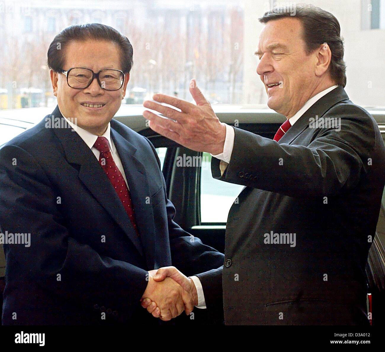 Politics pol government diplomacy handshake smiling politicians germany ...