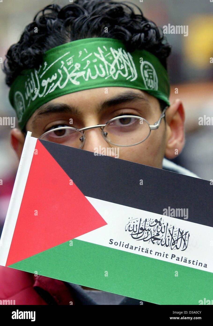 Young palestinian man hi-res stock photography and images - Alamy