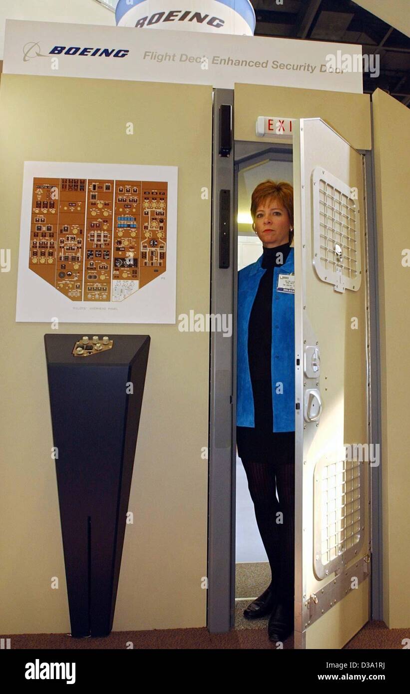 Boeing 777 Cockpit Door
