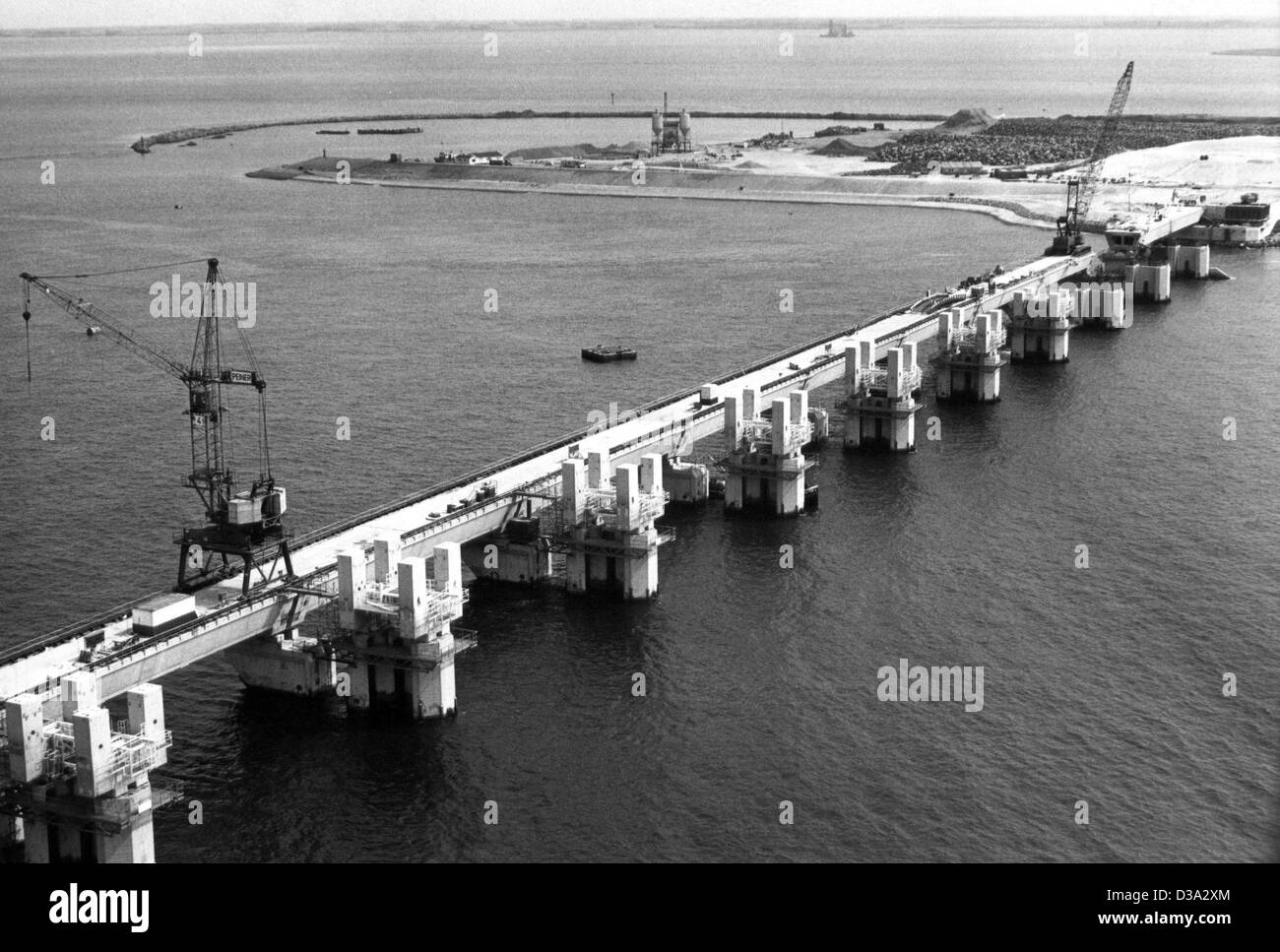 Flood tidal barrier Black and White Stock Photos & Images - Alamy
