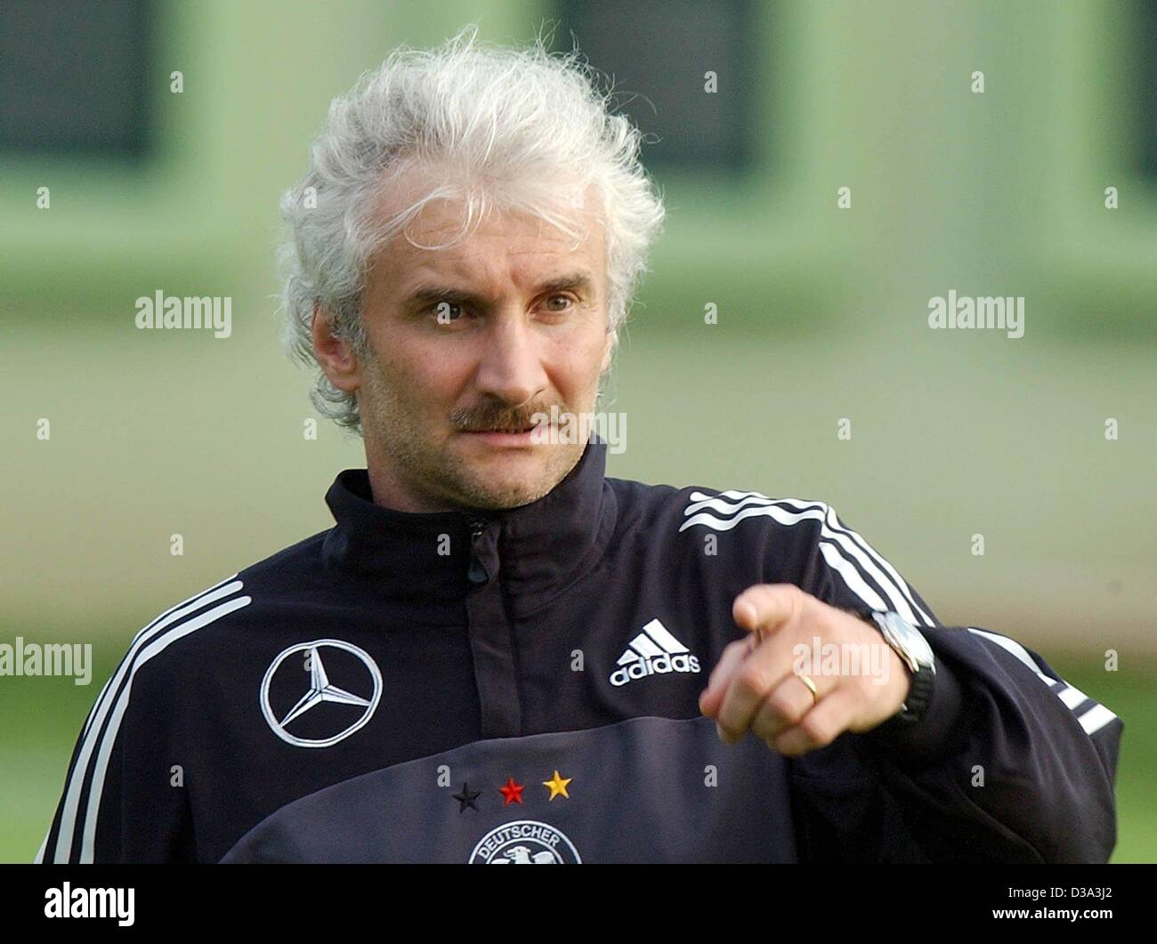 Dpa rudi voeller coach german hi-res stock photography and images - Alamy