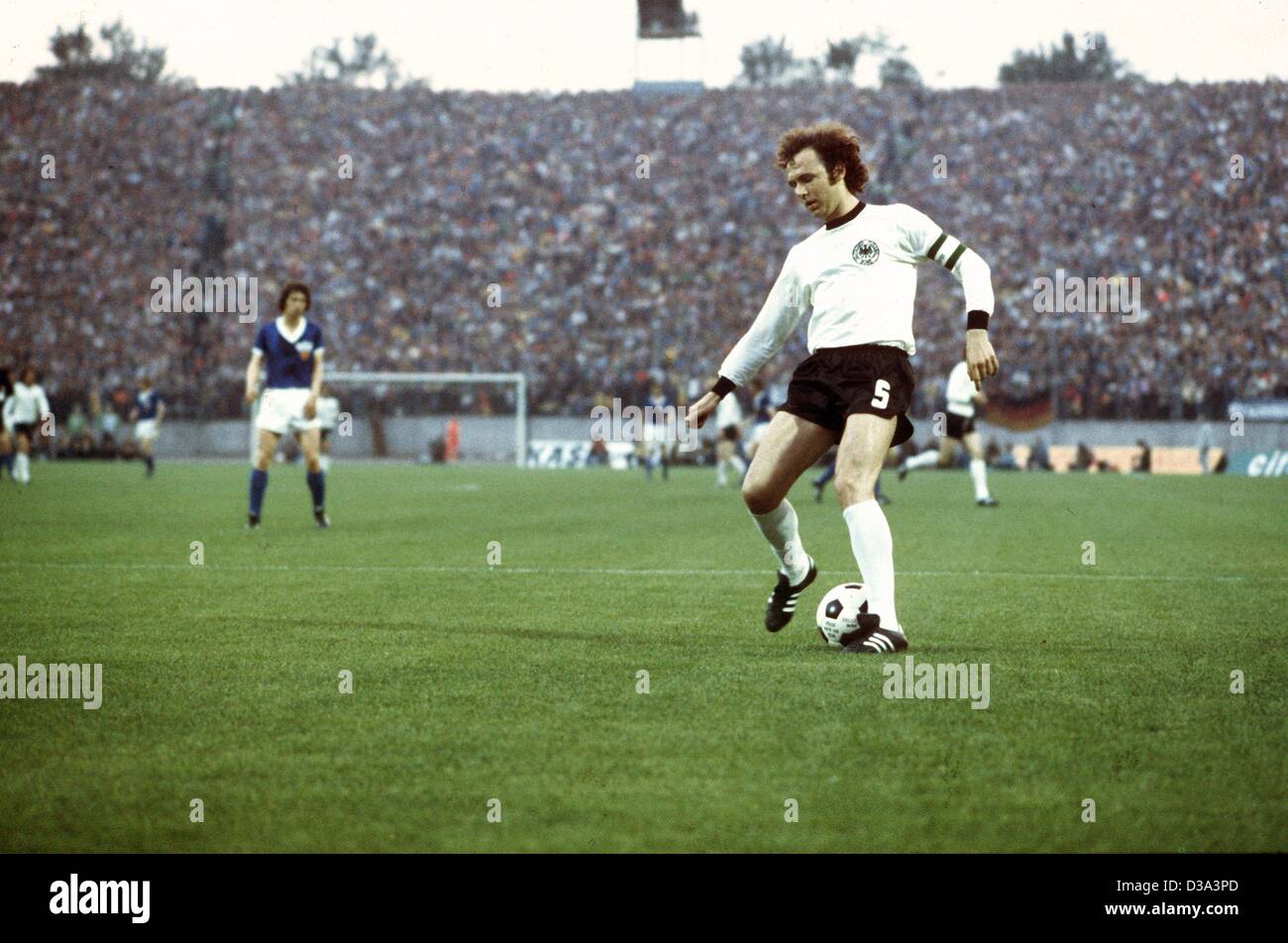Franz beckenbauer germany hi-res stock photography and images - Alamy