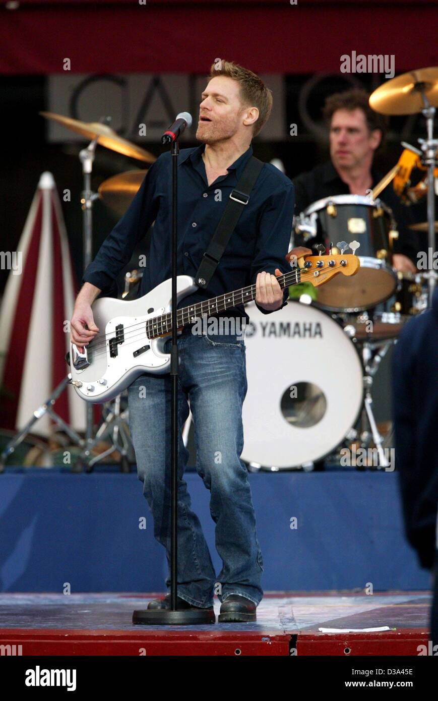 Bryan adams hi-res stock photography and images - Alamy