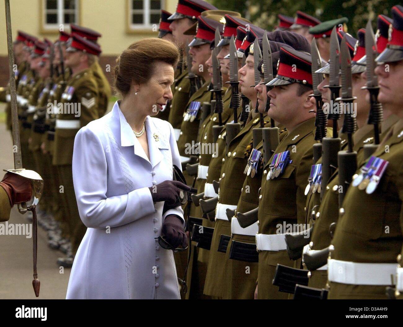 The princess royal in uniform hi-res stock photography and images - Alamy