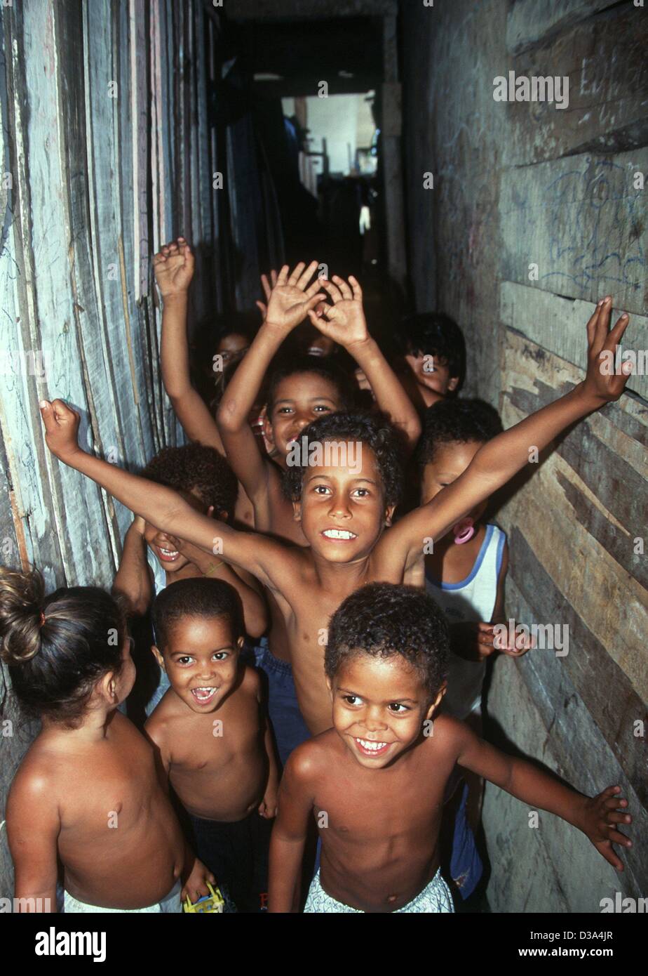 Recife brazil favela hi-res stock photography and images - Alamy