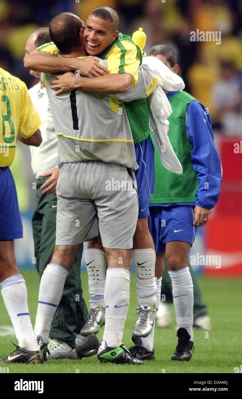 Group hug japan hi-res stock photography and images - Alamy