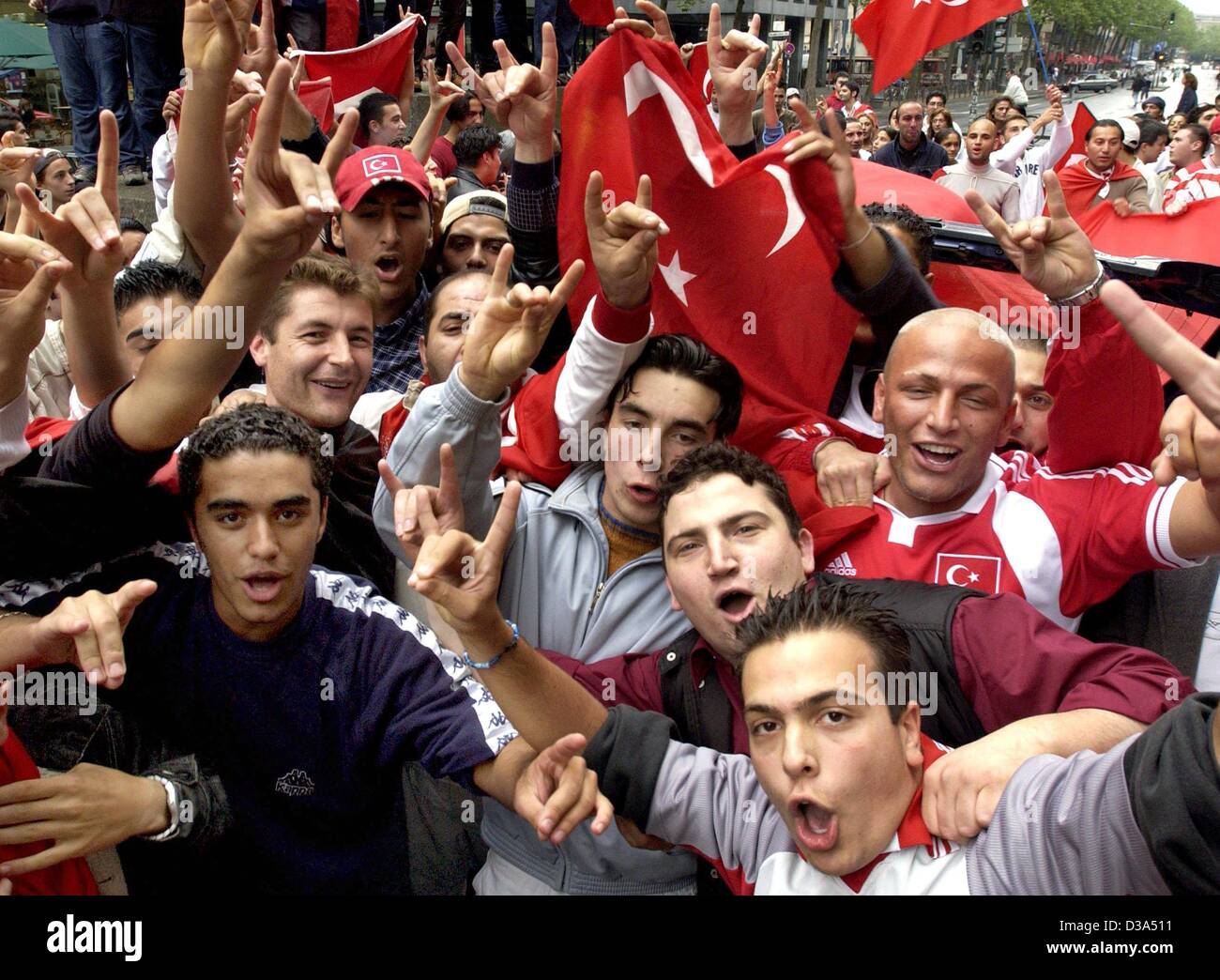 Turkish fans hi-res stock photography and images - Alamy