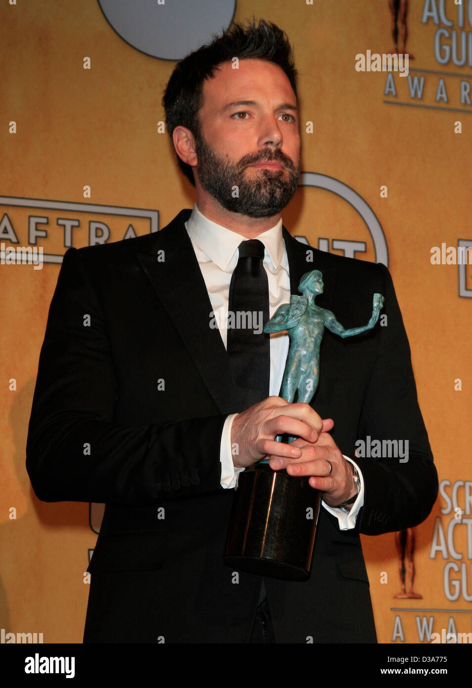 BEN AFFLECK OUTSTANDING PERFORMANCE BY A CAST IN A MOTION PICTURE 19TH ...