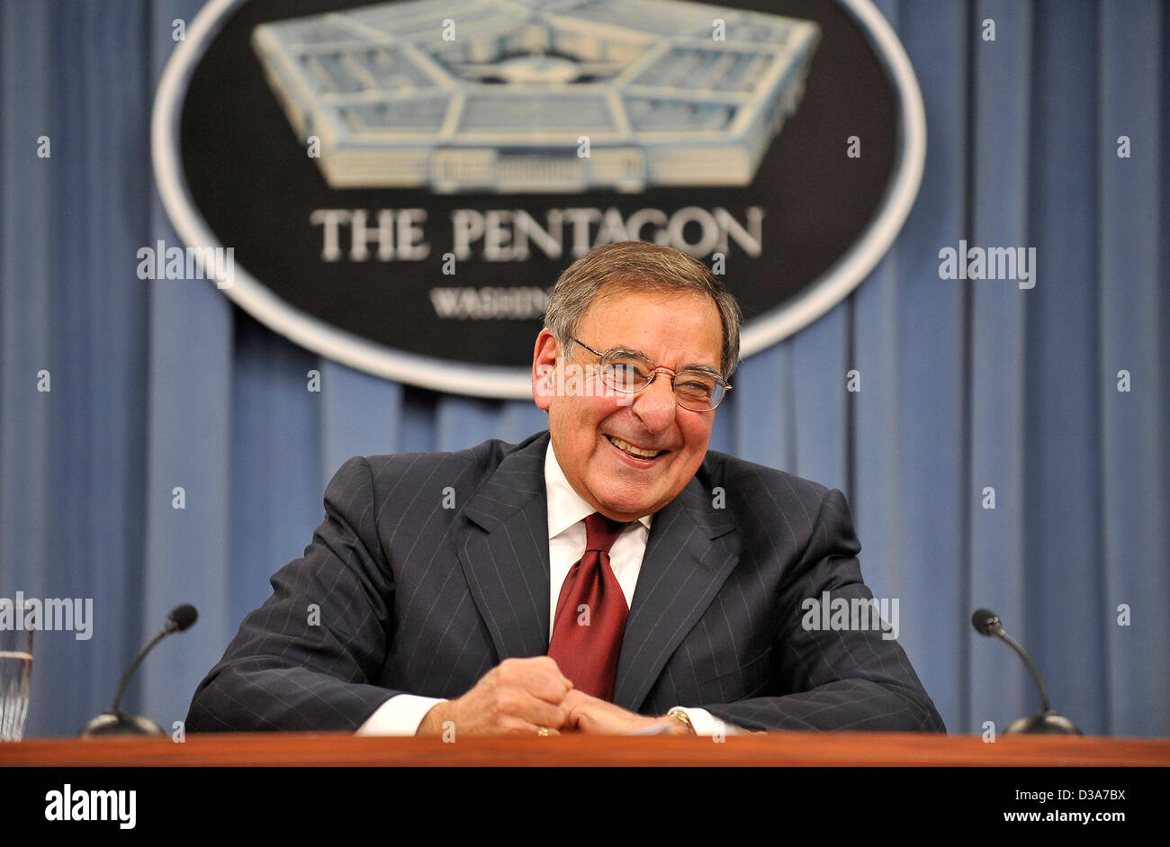 Smiling leon panetta hi-res stock photography and images - Alamy
