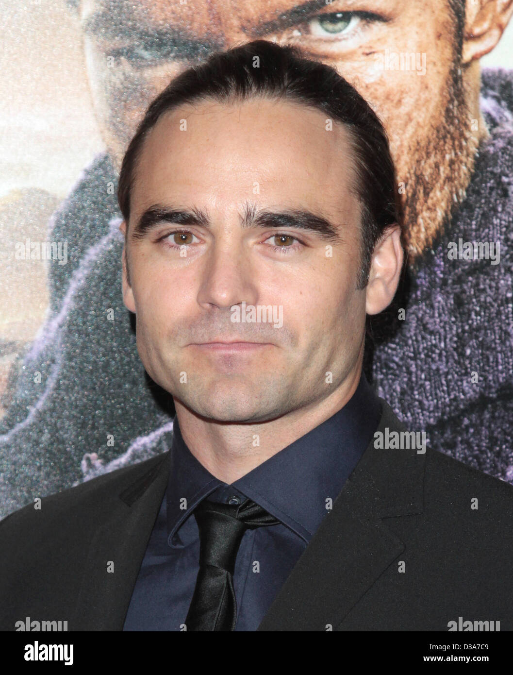 Dustin Clare 2022