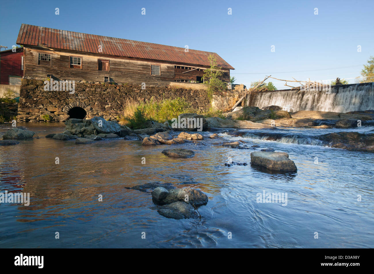 Old weathered wooden water mill hi-res stock photography and images - Alamy