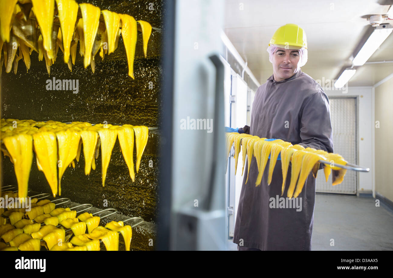 Smoking commerce hi-res stock photography and images - Alamy