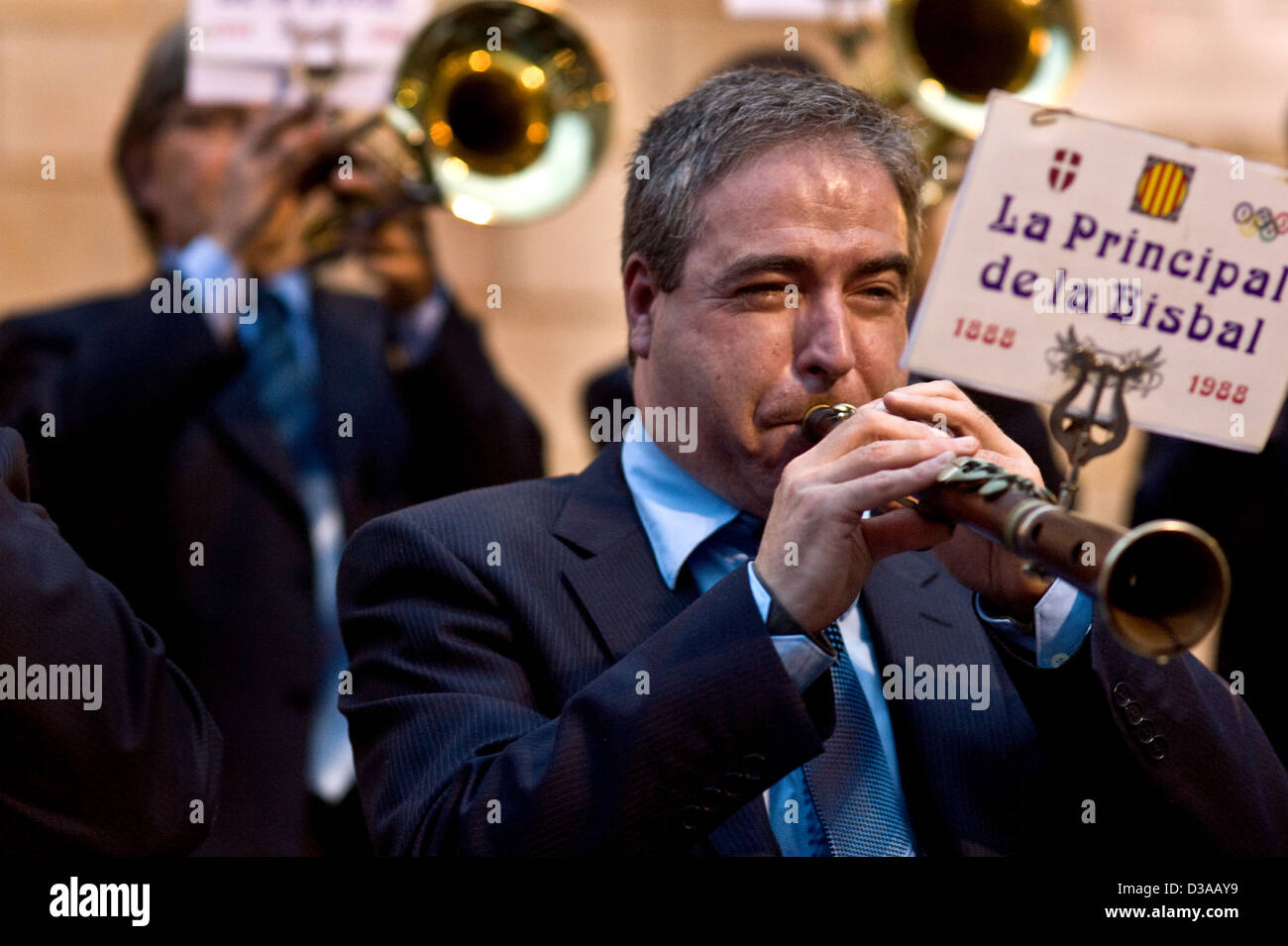 Catalan dance hi-res stock photography and images - Alamy