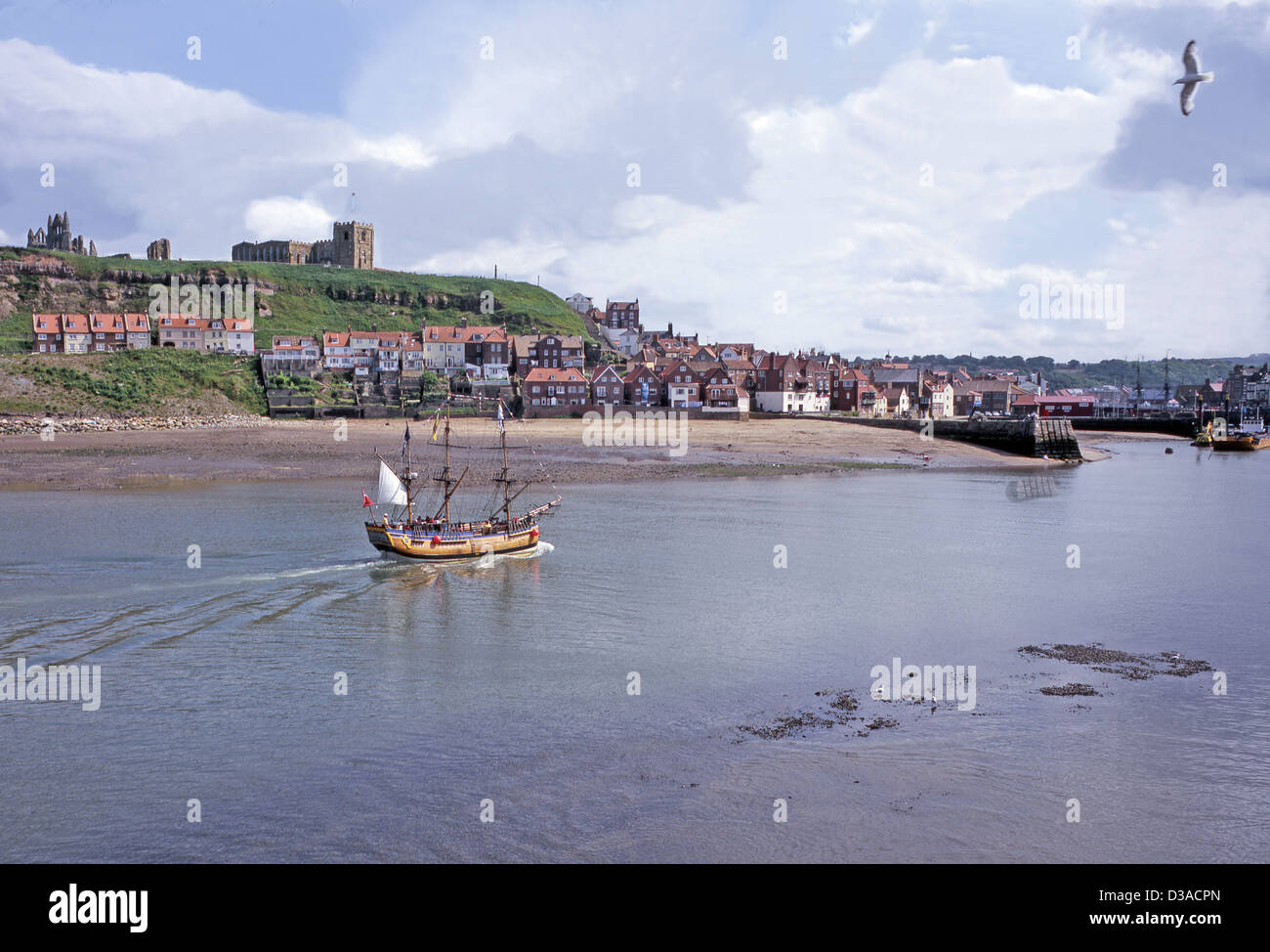 h.m.s endevour replica sailing ship whitby Stock Photo - Alamy