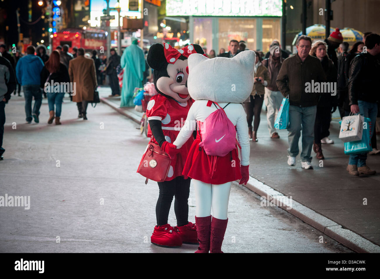 Cartoon characters times square manhattan hi-res stock photography and ...