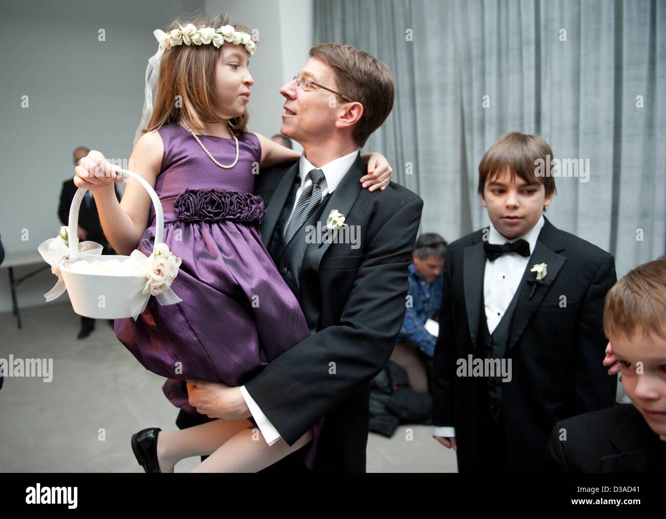 Manhattan, New York, USA. 14th February 2013. LAURIE ANN PHILLIPS and ...