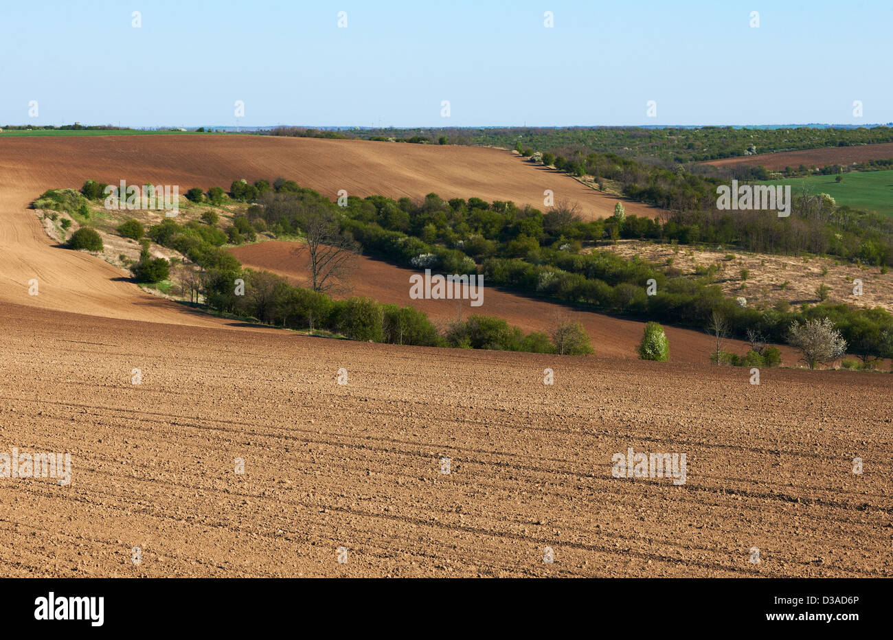 Cultivated land in North Bulgaria early spring season ready for crops ...