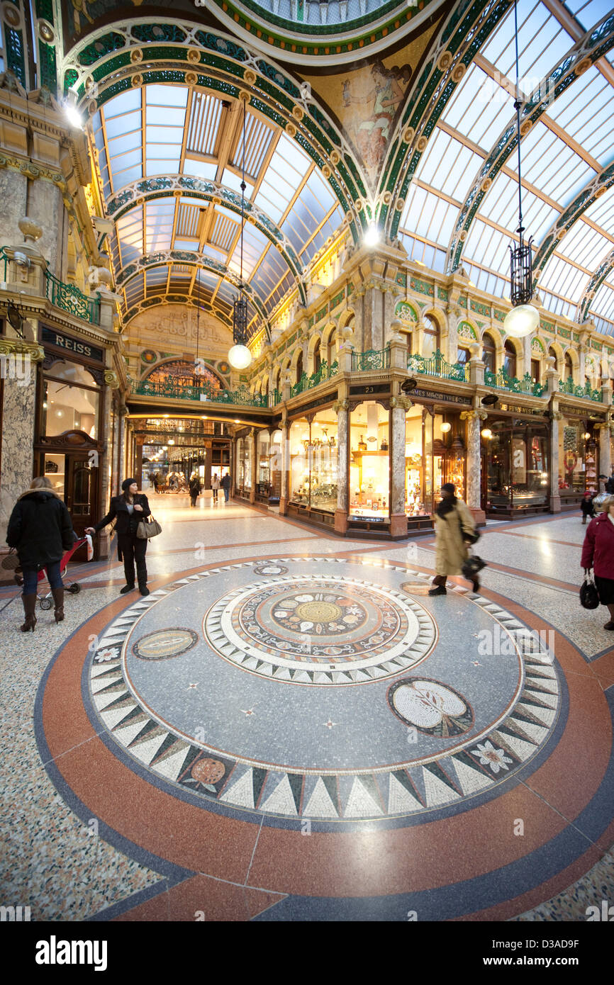 Leeds , West Yorkshire - City Centre Shopping - Cross Arcade Stock ...