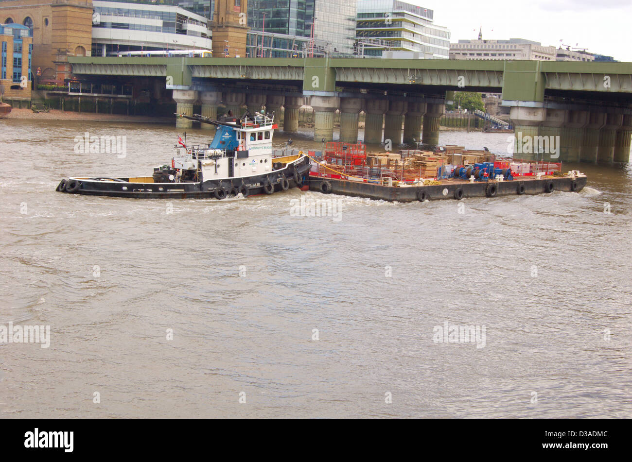 Maintenance barge on the Thames in London, England Stock Photo - Alamy