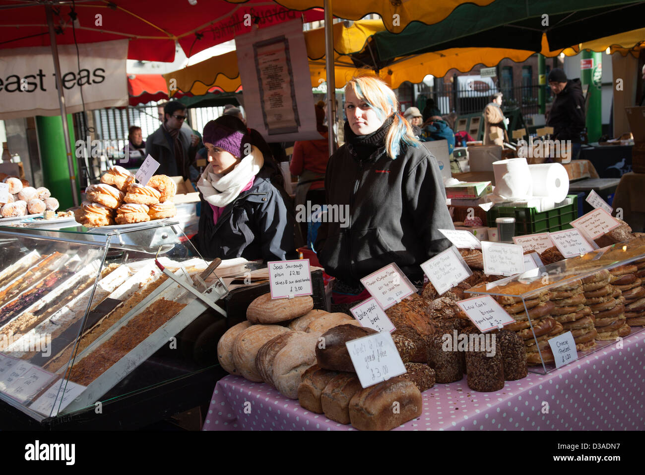 Pastries seller market hi-res stock photography and images - Alamy