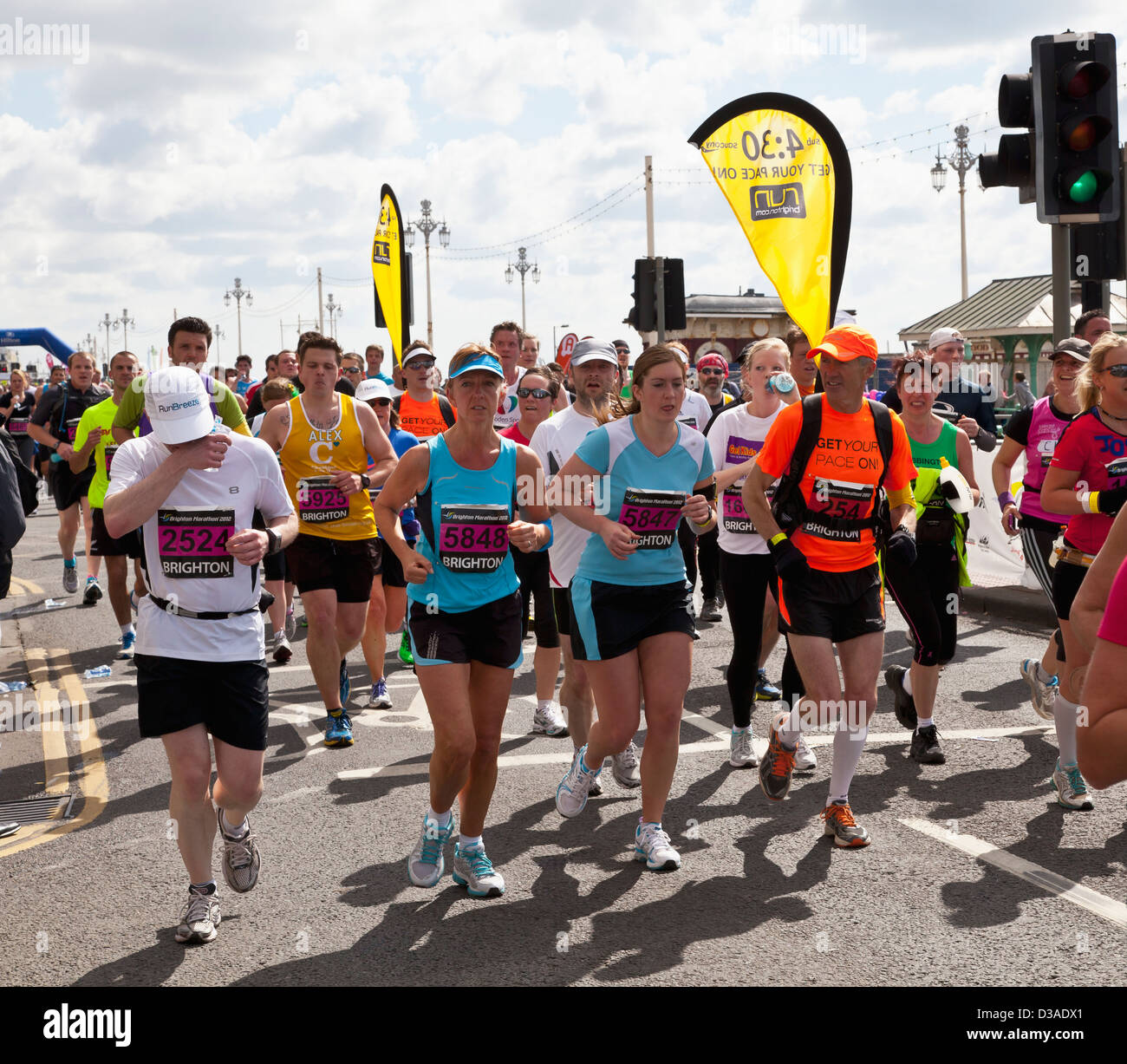 Brighton marathon action hi-res stock photography and images - Alamy