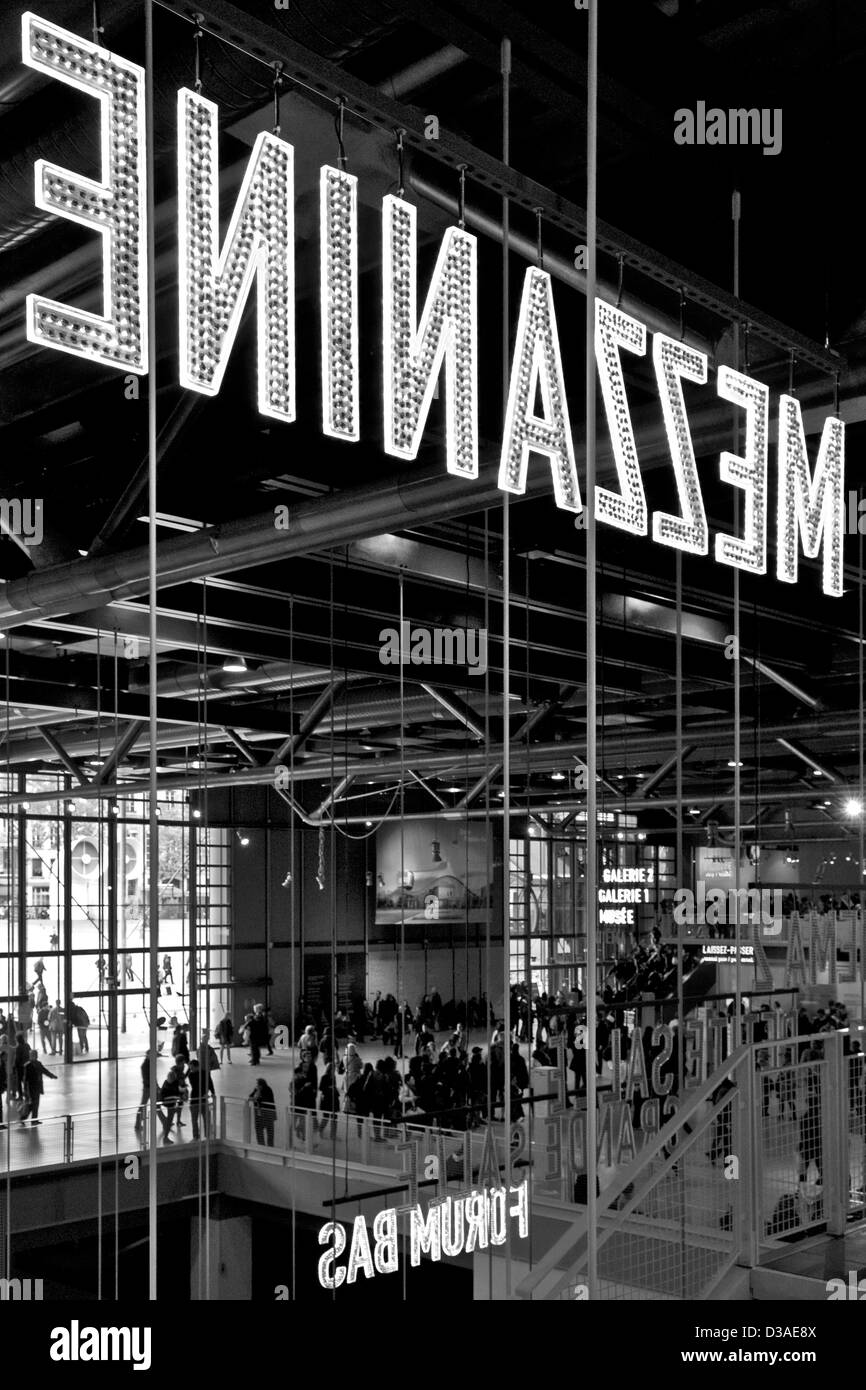 Mezzanine hi-res stock photography and images - Alamy