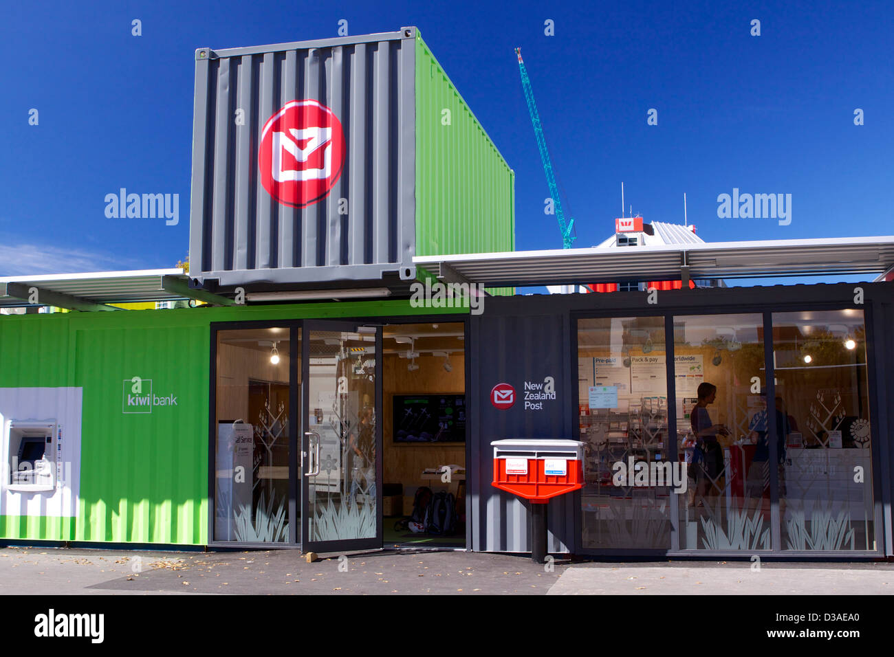 Shipping container shops hi-res stock photography and images - Alamy