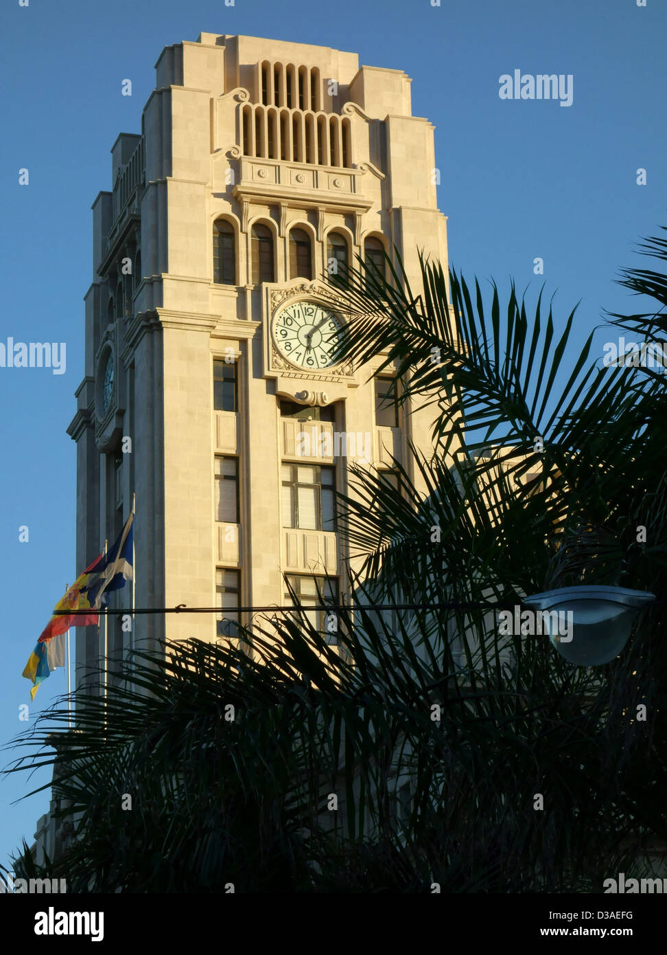 Insular hi-res stock photography and images - Alamy