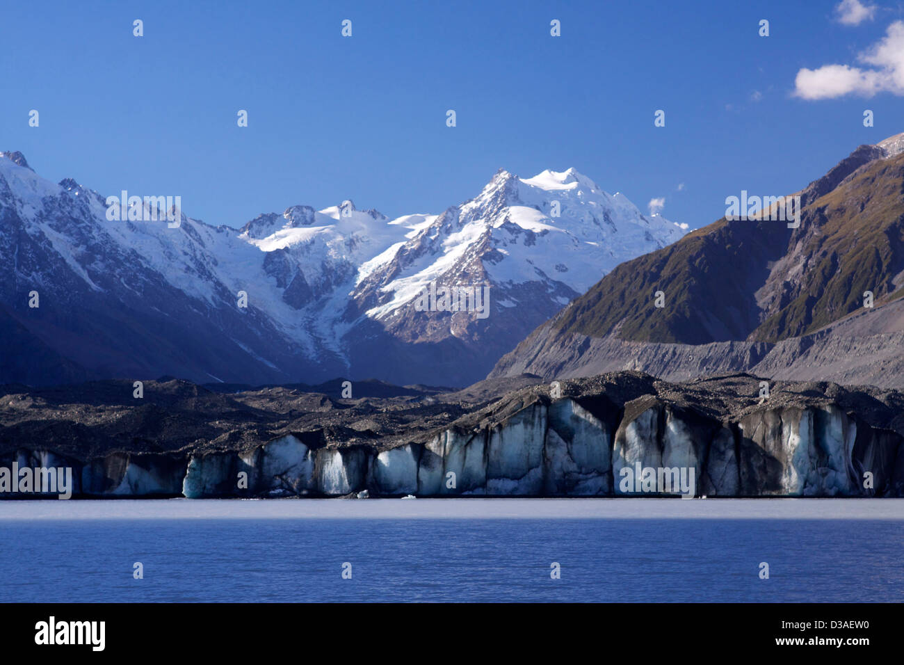 Mount cook new zealand hi-res stock photography and images - Alamy