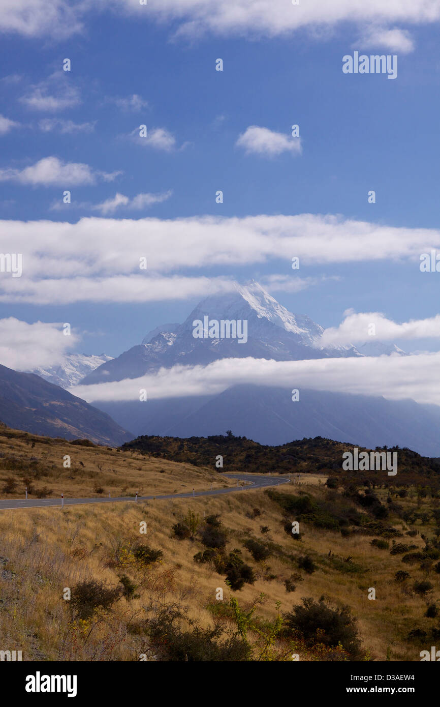 Mount cook village new zealand hi-res stock photography and images - Alamy