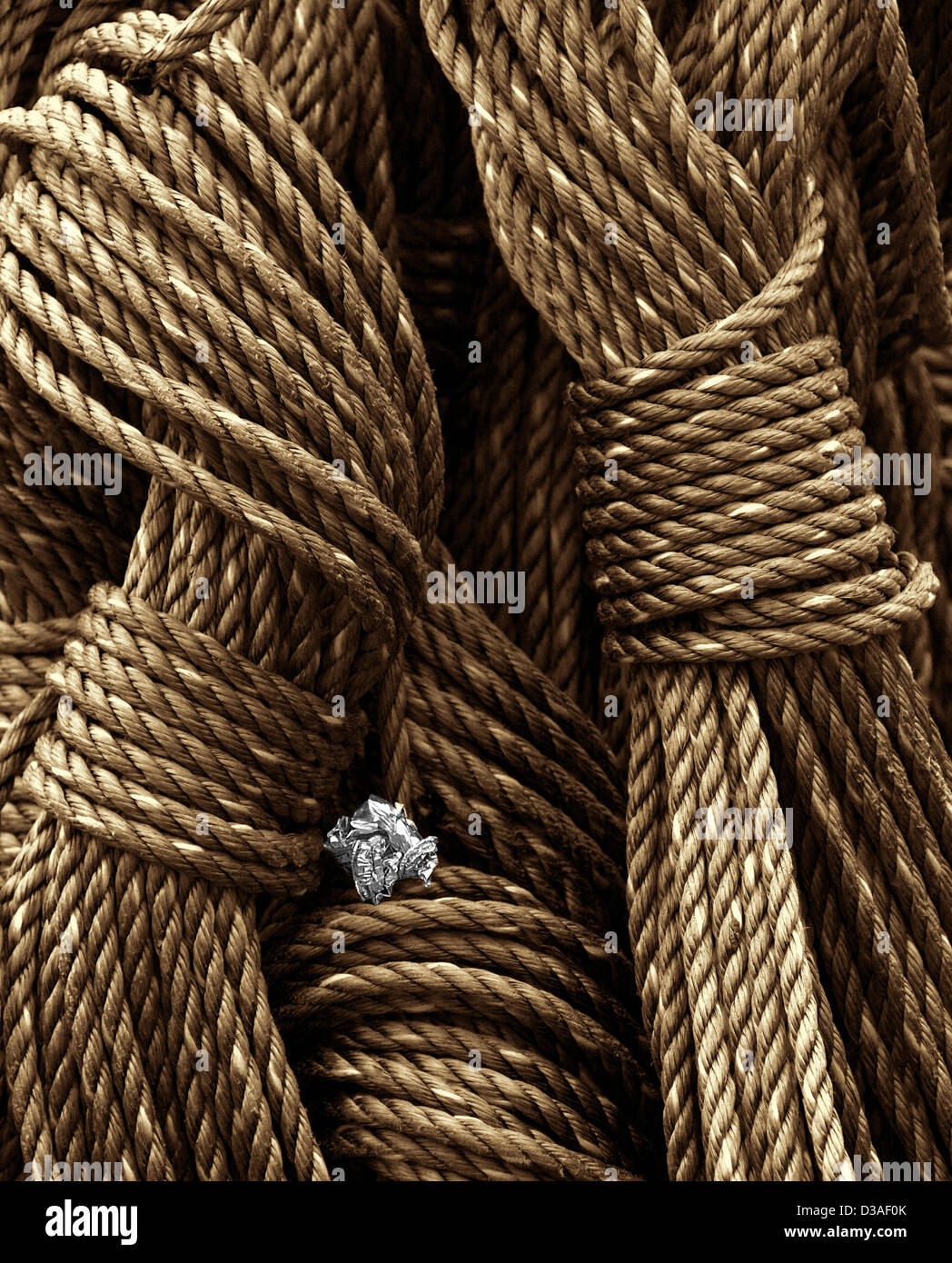 Hanks of rope hi-res stock photography and images - Alamy