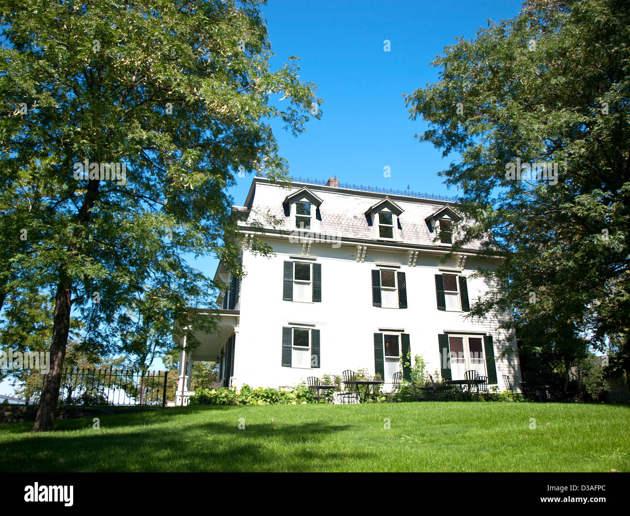 old Victorian home Stock Photo - Alamy