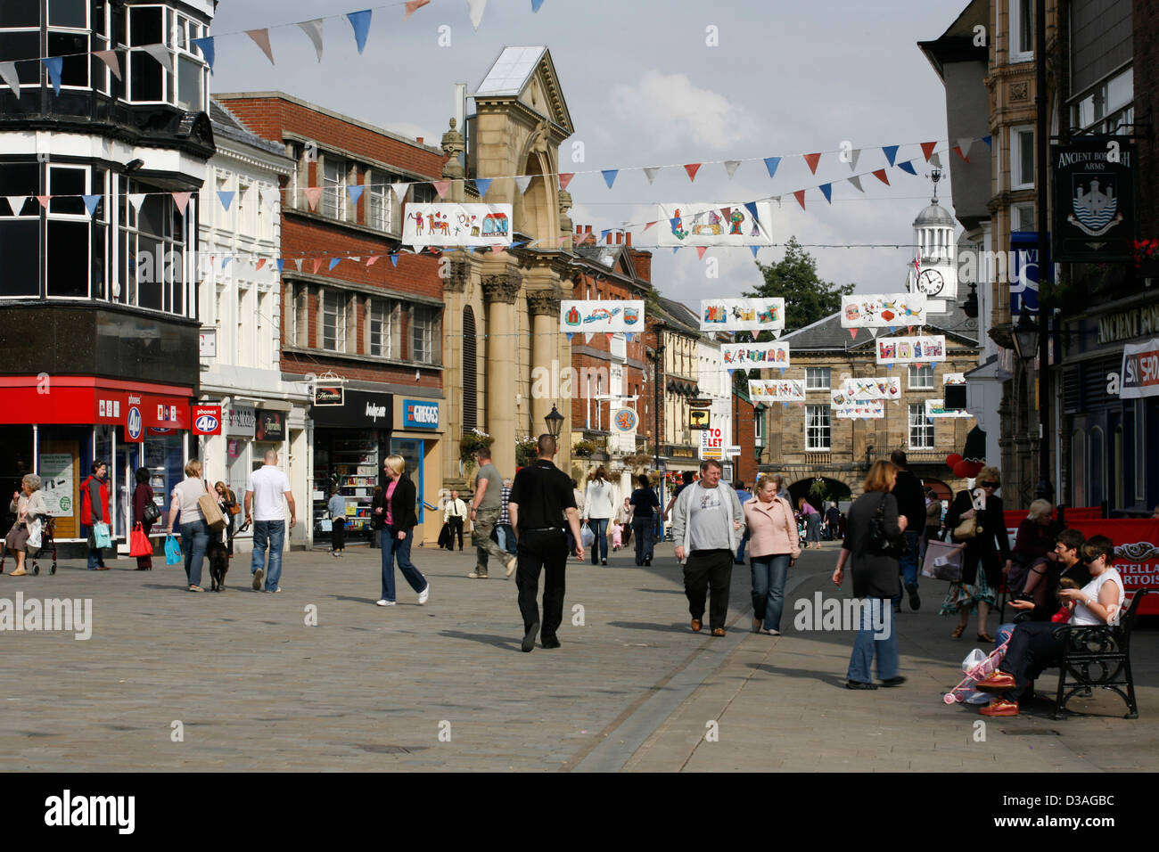 Pontefract , West Yorkshire - centre of town Stock Photo - Alamy