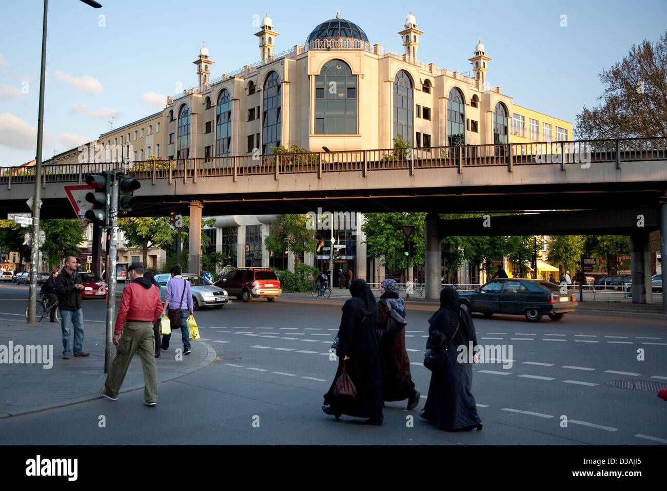 Berlin, Germany, the Umar Ibn Al-Khattab mosque in Kreuzberg Stock ...