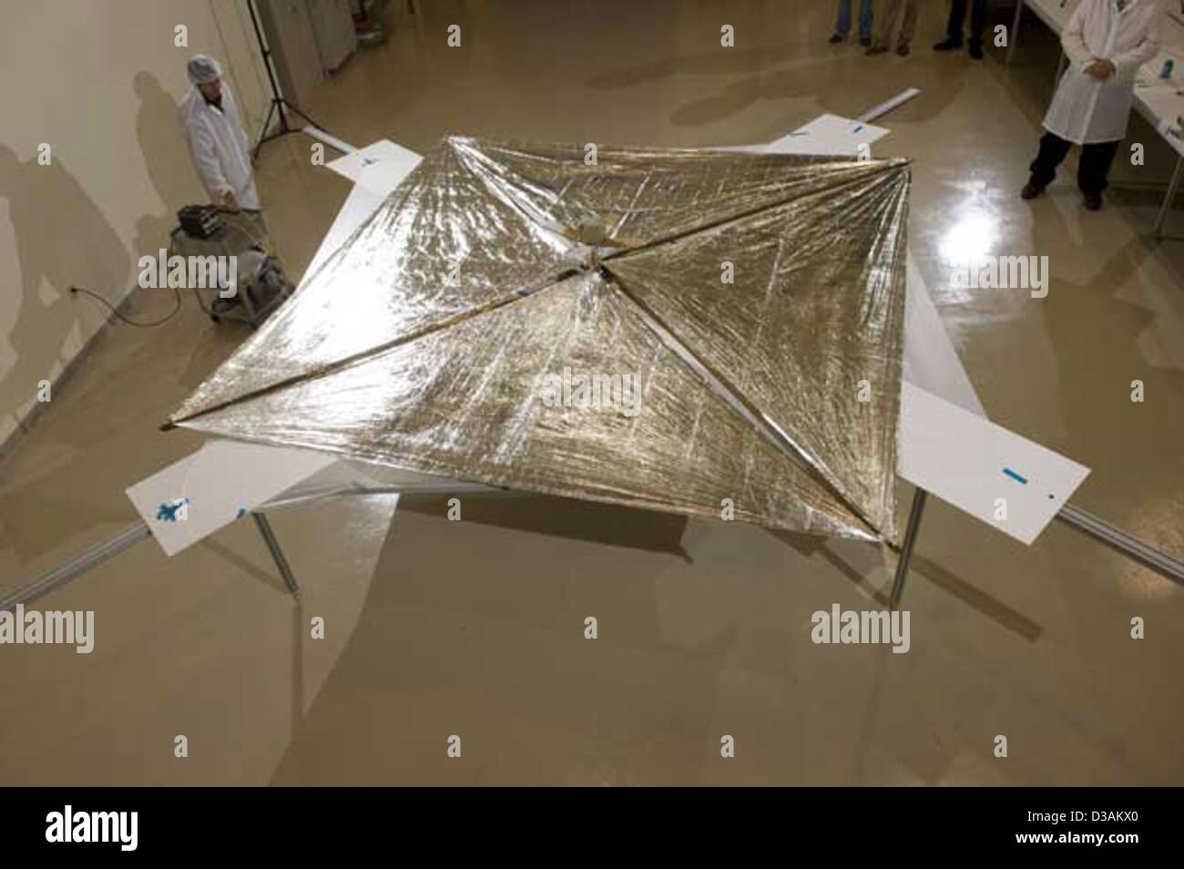 NASA successfully deploys a solar sail in space, a breakthrough ...