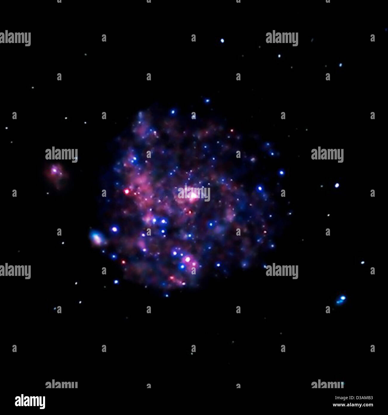 NASA’s Chandra X-ray Observatory captures detailed images of the ...