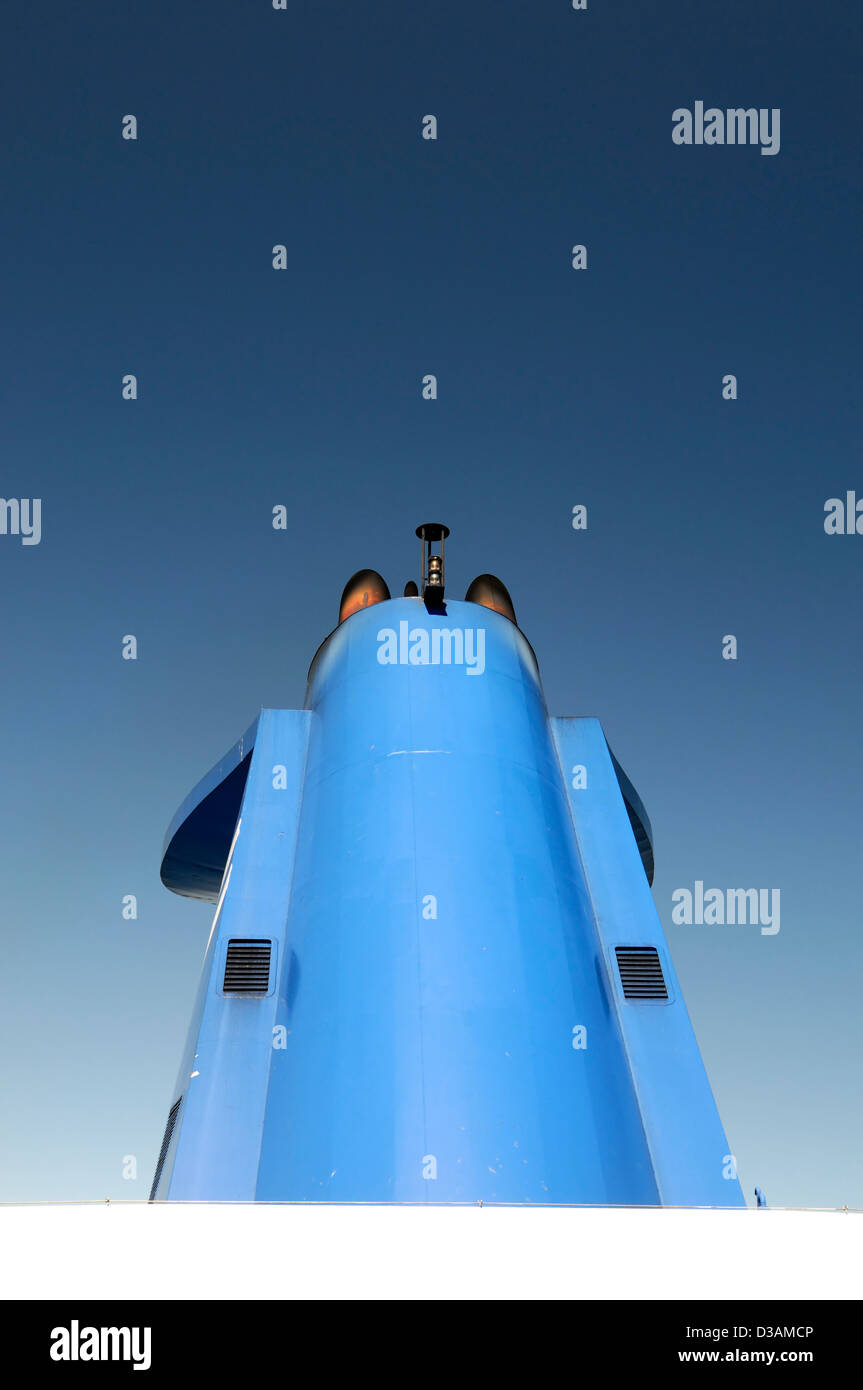 Cruise ship funnel hi-res stock photography and images - Alamy