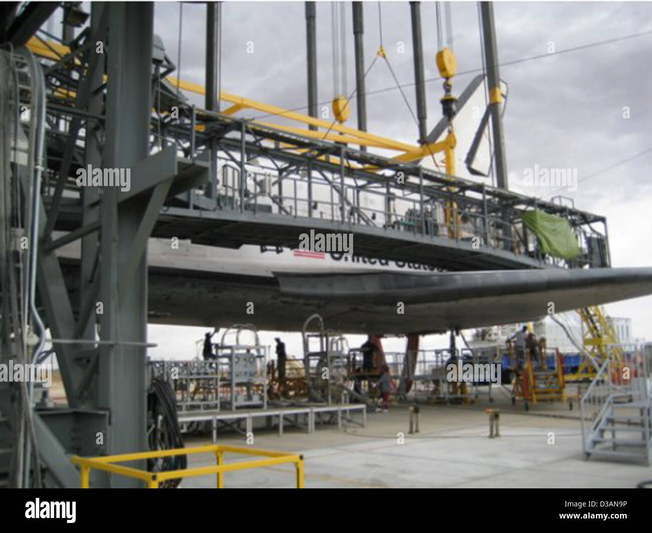 Space shuttle atlantis launches hi-res stock photography and images - Alamy