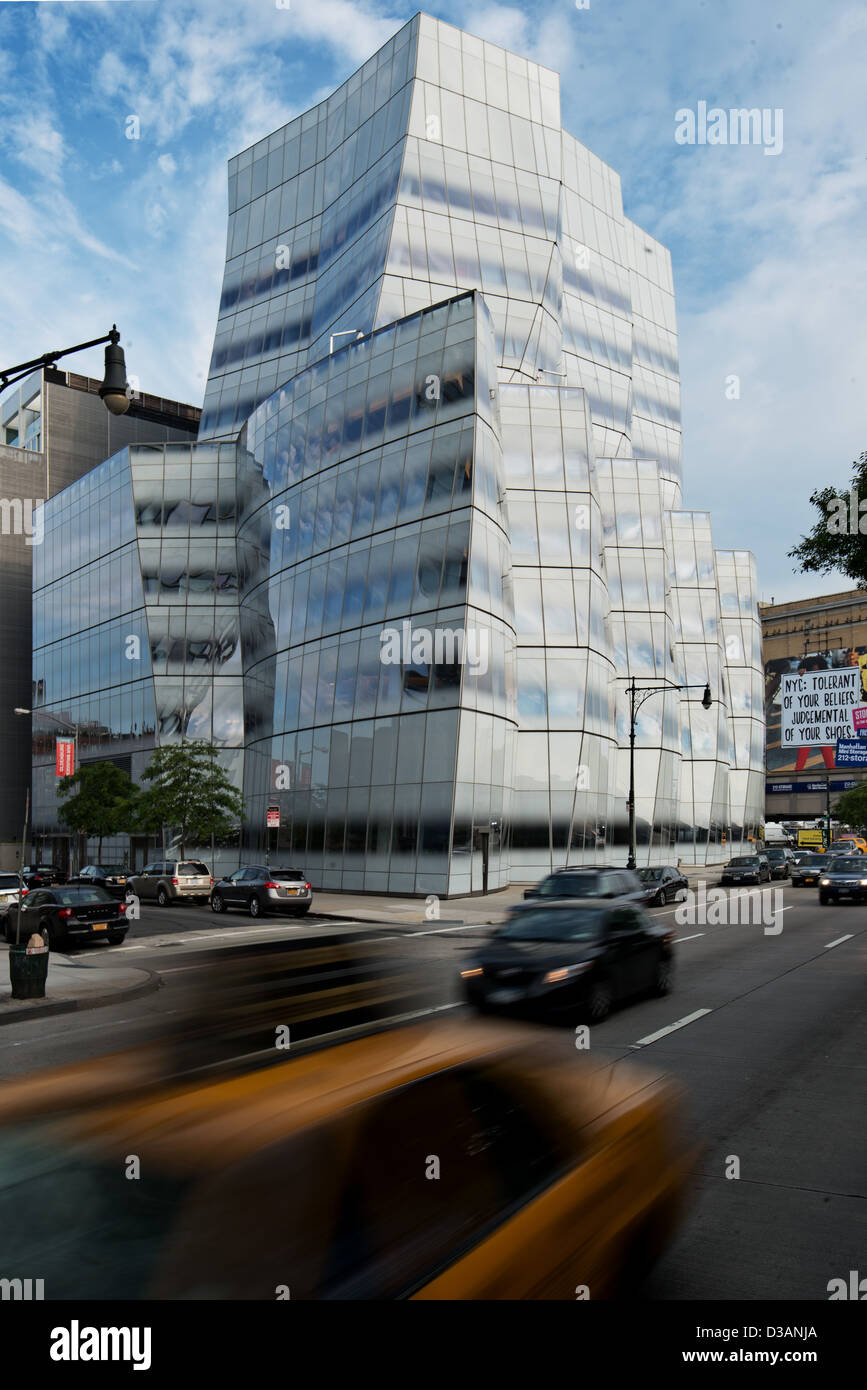 Architect frank ghery hi-res stock photography and images - Alamy
