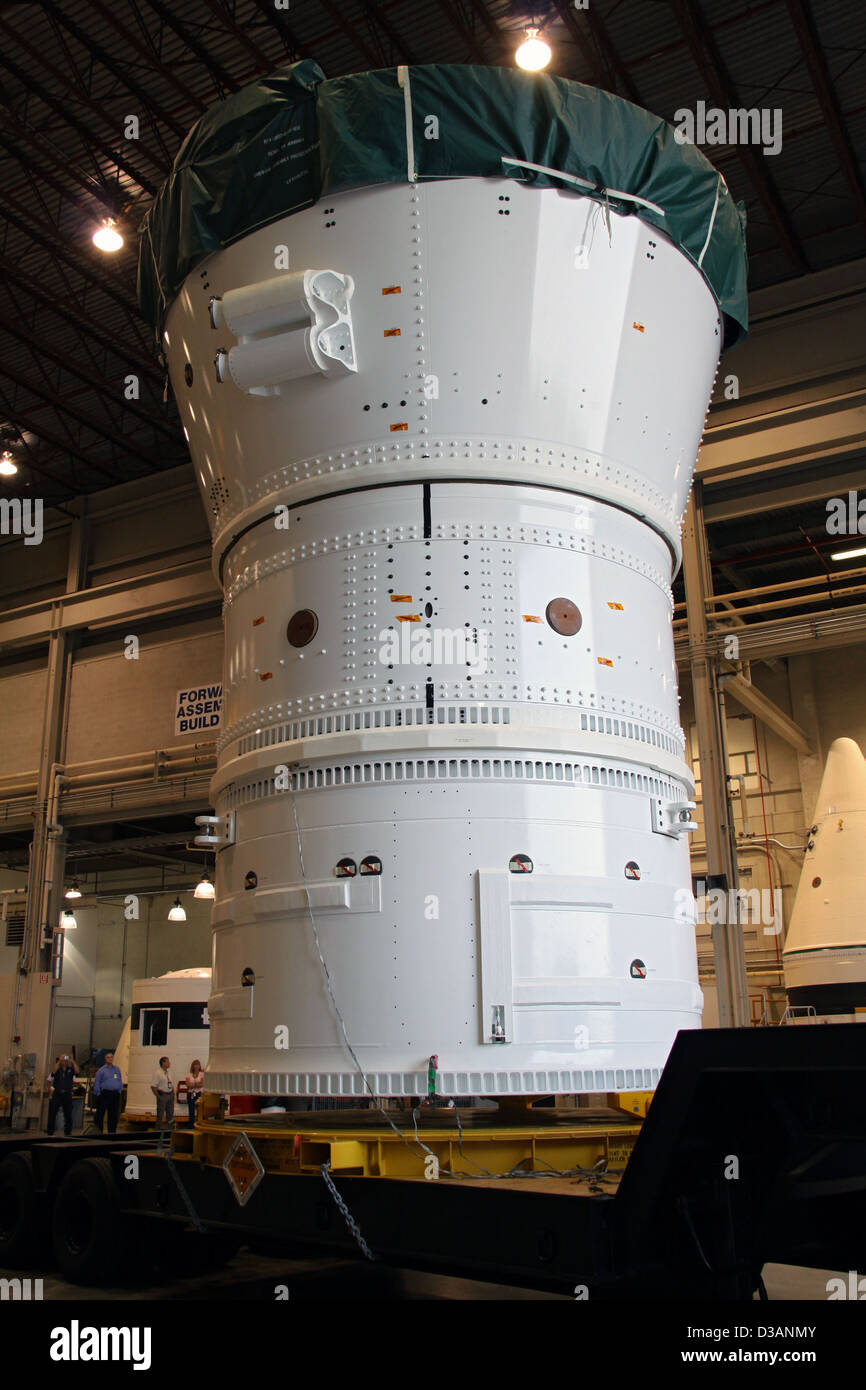 Ares I-X Moves to Assembly and Refurbishment Facility (NASA, Ares, 6/12 ...