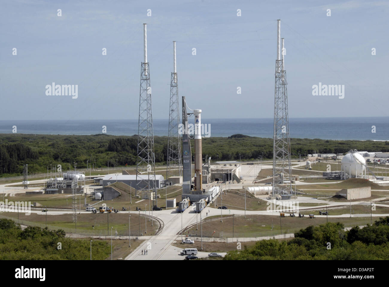 Atlas V Centaur Arrives at Launch Complex (NASA, Moon, 6/17/09 Stock ...